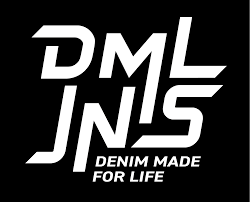DML Jeans – BROKEN